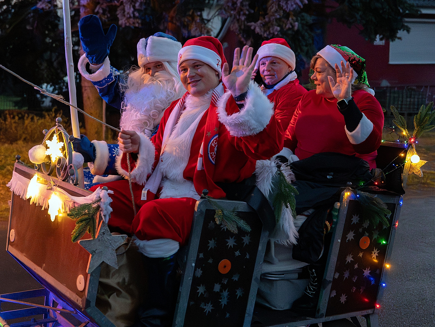 Leserbrief: Lichterglanz rollt durch Damsdorf