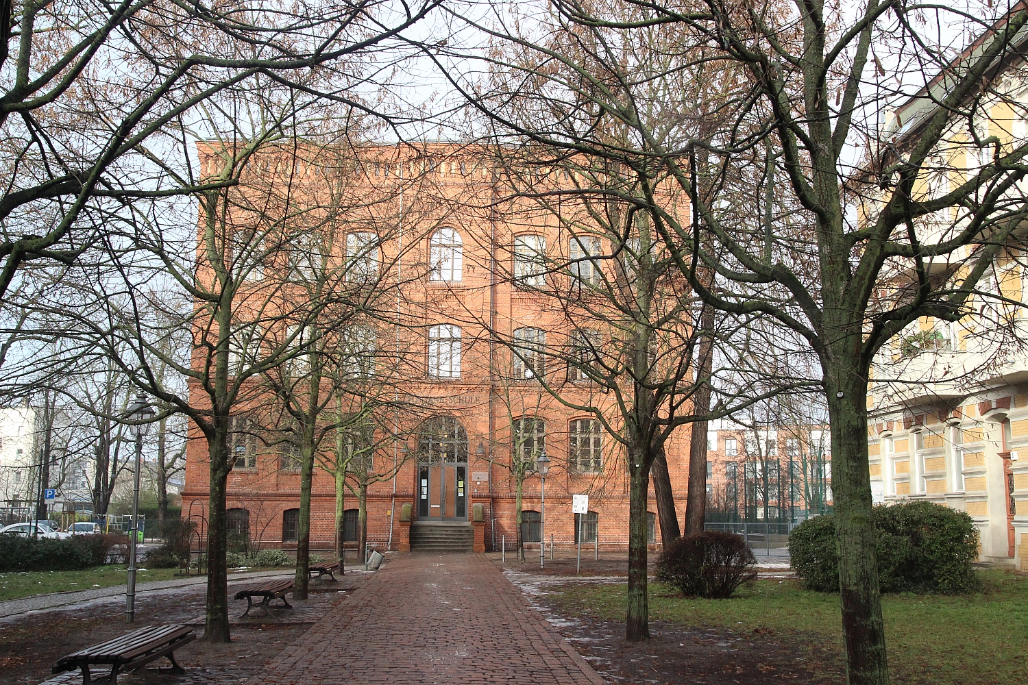 1200 Kinder passten 1893 in die gerade fertiggestellte Bürgerschule