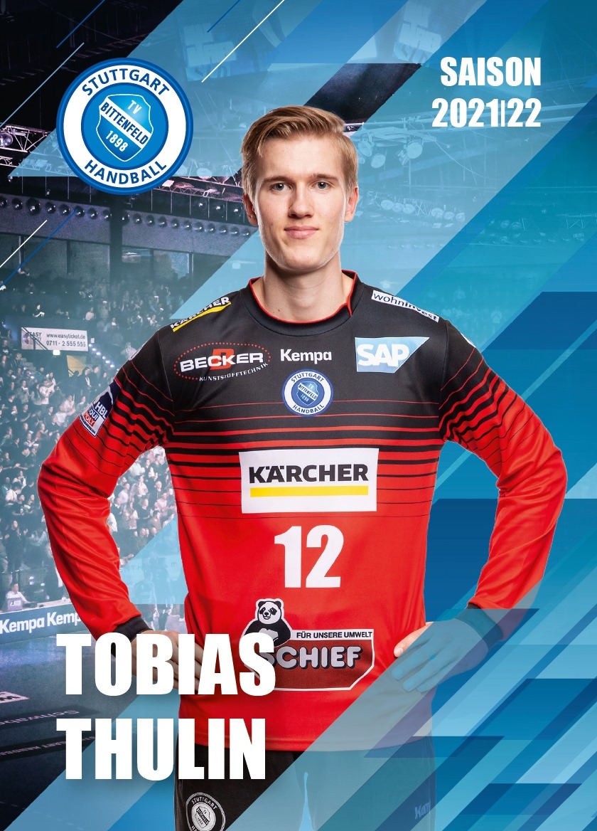 Der Stuttgarter Kabinen- und Buswart Tobias Thulin morgen als Torwart ...