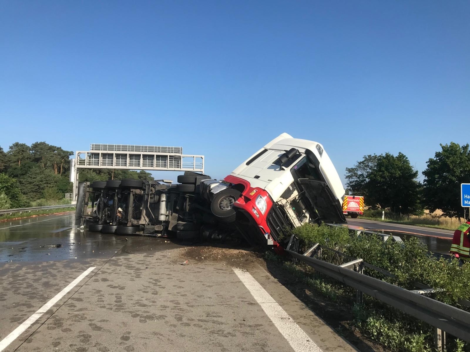 Autobahn bei Theeßen bleibt noch länger gesperrt