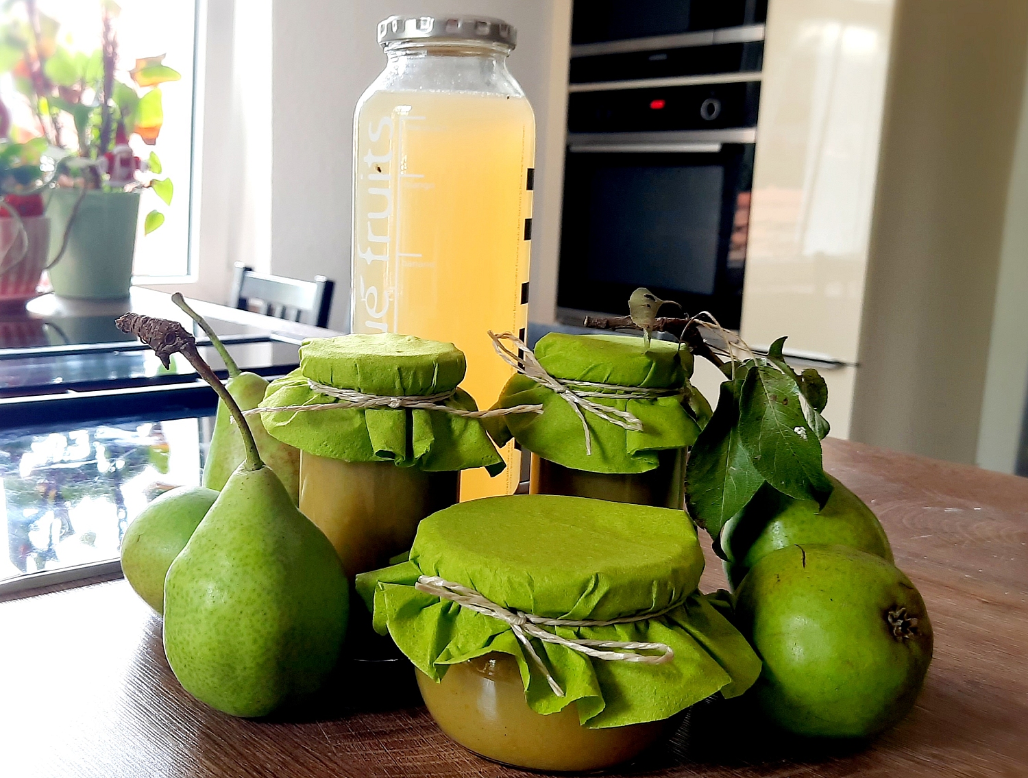 Obst für den Winter haltbar machen - Startschuss für Birnen und Äpfel