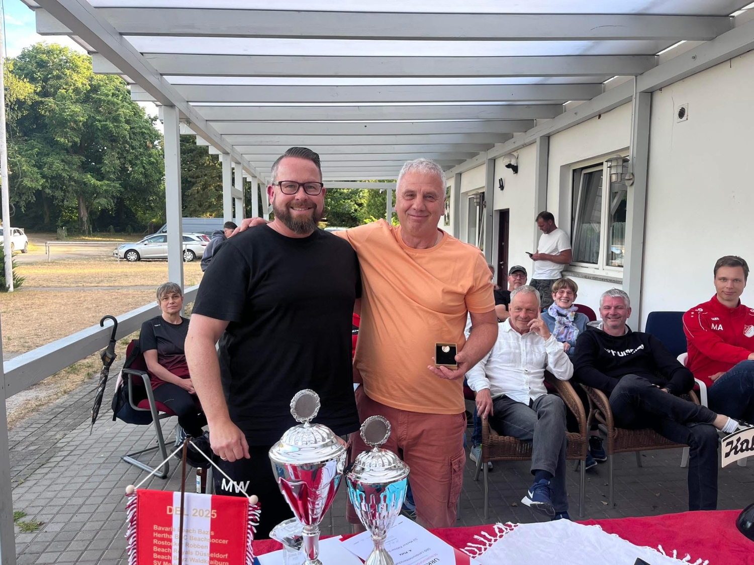 Kablow-Ziegelei: Dietmar Baschin erhält Ehrennadel für 37 Jahre ...