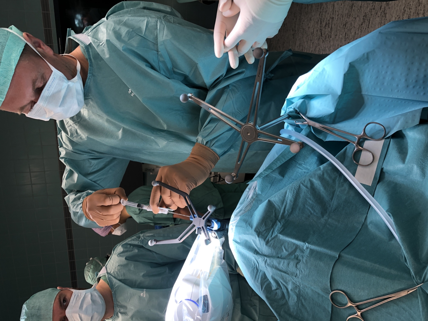 Neue Maßstäbe in der Neurochirurgie: Universitätsmedizin Magdeburg ...