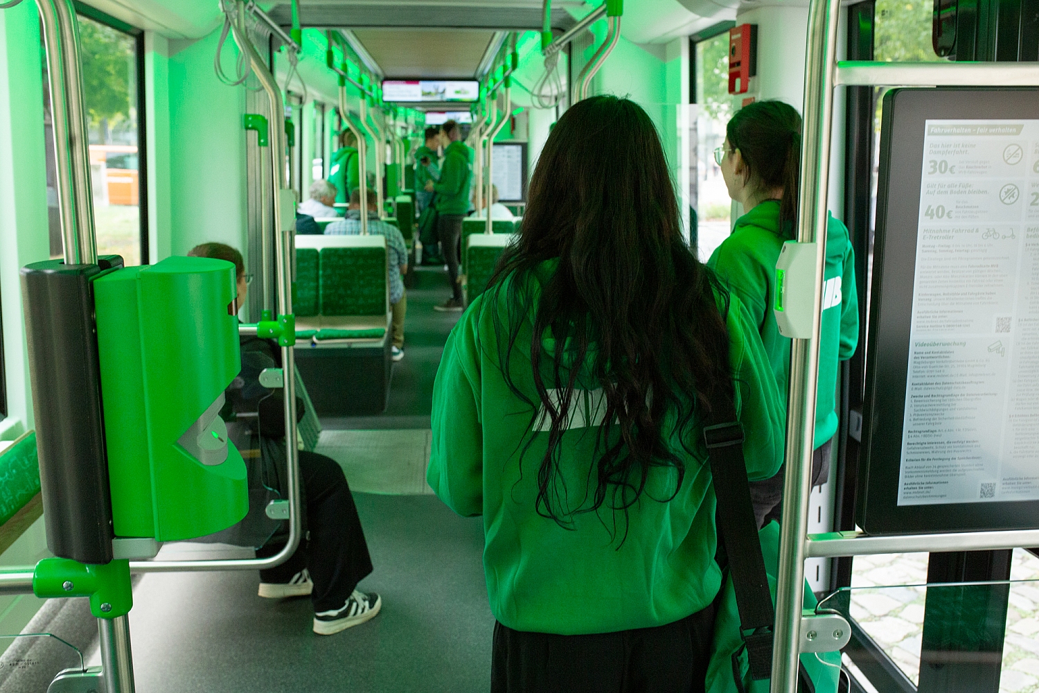 Magdeburg fährt jetzt klimatisiert: Die neue Flexity-Straßenbahn startet in den Fahrgastbetrieb